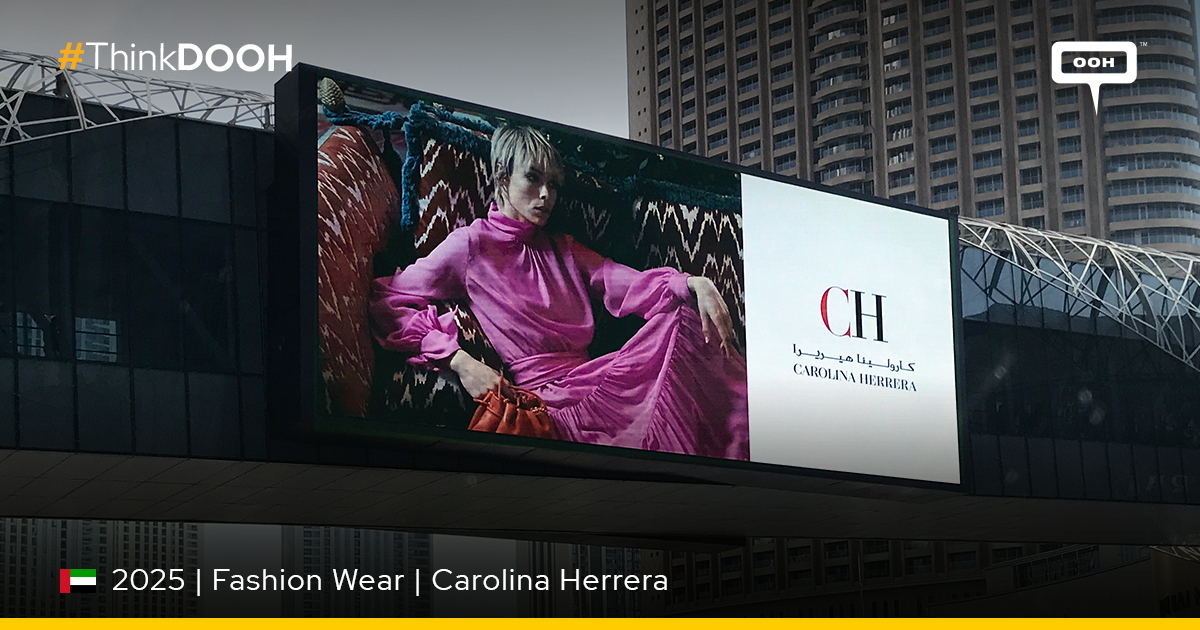 Edie Campbell Shines with CH Carolina Herrera’s Soft Bag on Dubai’s ...