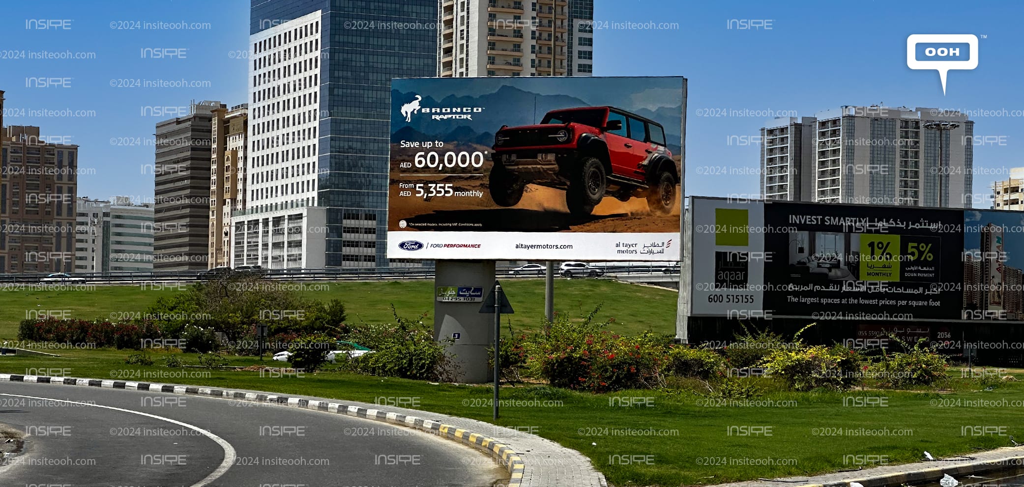 Ford Turns Heads with 3D Bronco Raptor OOH Advertising Billboards in ...