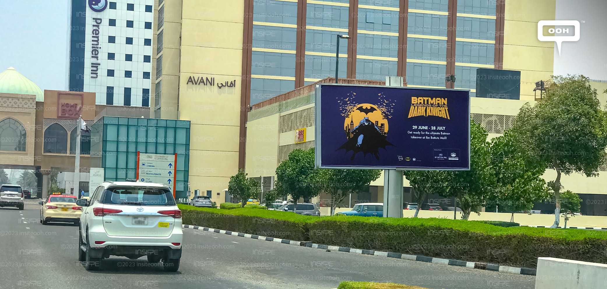 Ibn Battuta Mall & DSS Excite Passersby with The Ultimate Batman ...